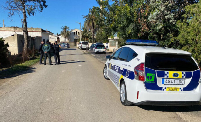 L'Ajuntament de Xàtiva intervé el "criader il·legal" a l'antiga fàbrica ...